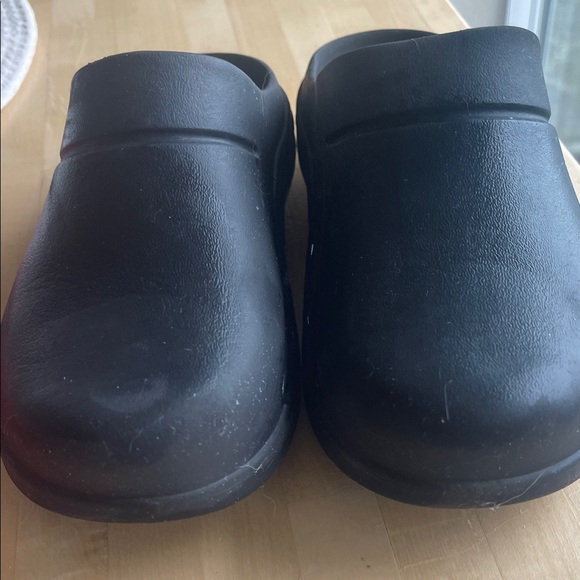 OOFOS | Shoes | Oofos Classic Black Clogs | Poshmark